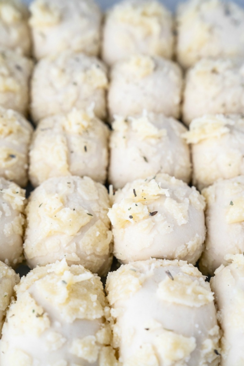 Easy Garlic Parmesan Rolls - Mountain Mama Cooks